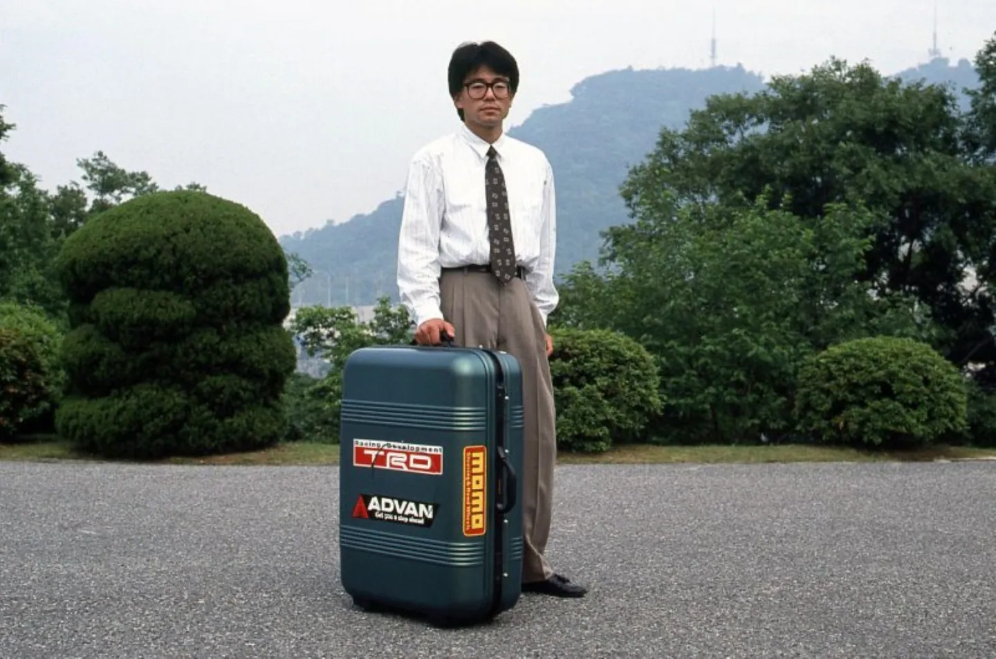 Mazda já fez uma mala que andava e foi uma invenção genial para a época ...