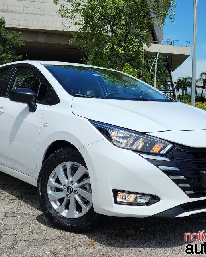 Avaliação Nissan Versa Sense: Versão parte de R$ 115.690 e reforça o ...