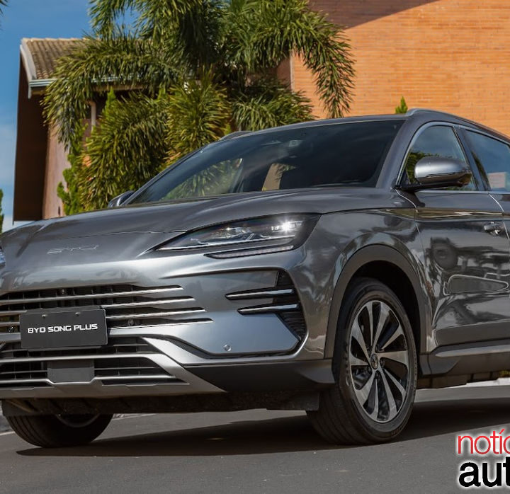 BYD Song Plus chega ao Brasil com design global, NFC e head-up display ...