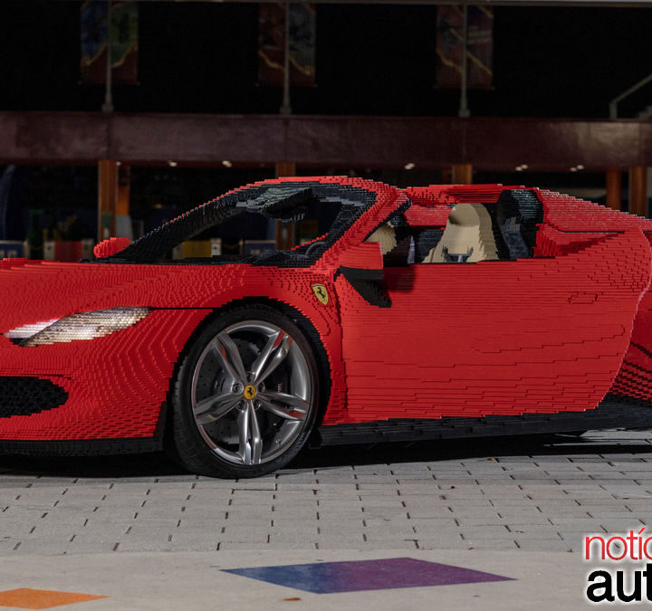 Ferrari 296 GTS feita de LEGO, em tamanho real, levou 1.850 horas para ...