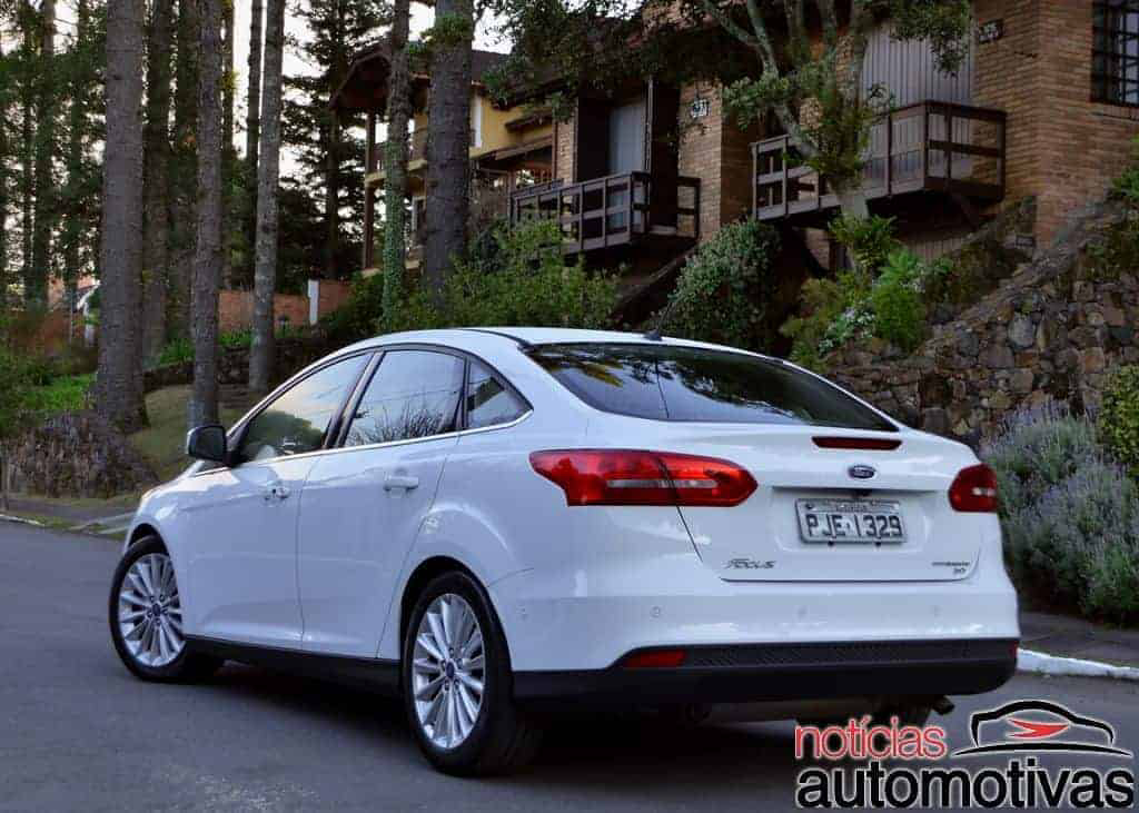 Focus Fastback: preços, motor, consumo, desempenho, equipamentos ...