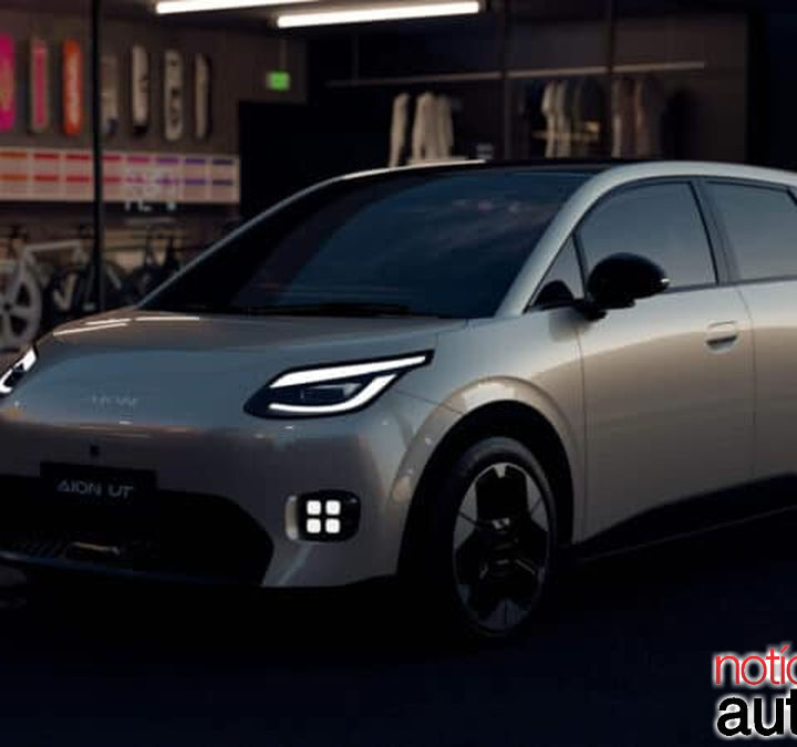 Em breve no Brasil, GAC Aion UT chega ao mercado chinês custando R$ 56,5 mil; hatch elétrico tem ...