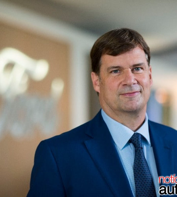 Jim Farley, CEO da Ford, diz que a China está pelo menos 10 anos à ...