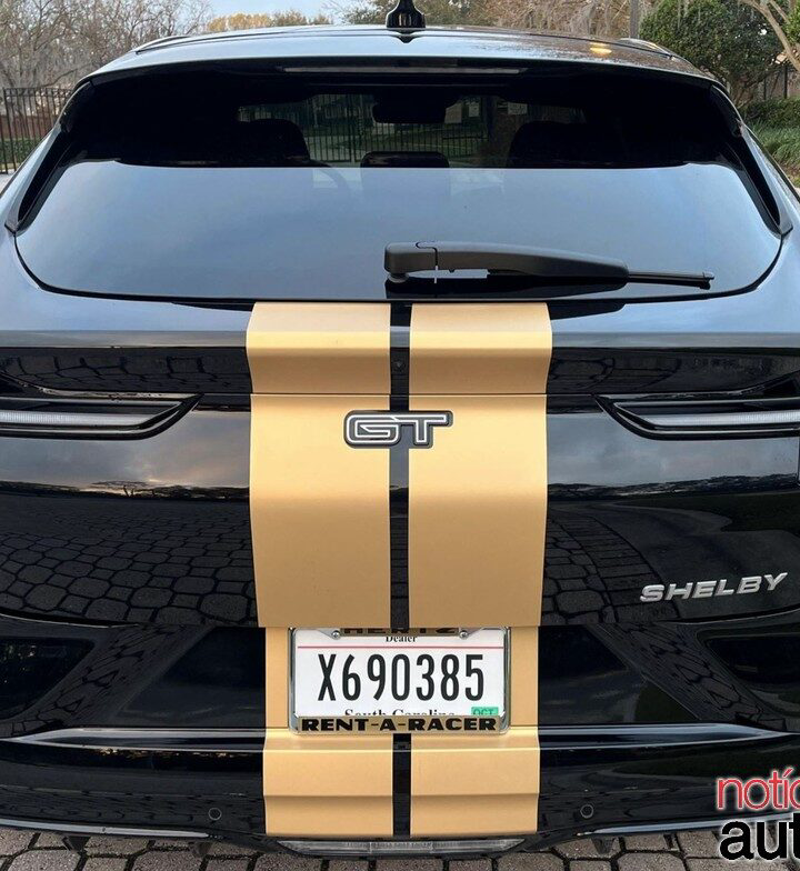 Dono de Ford Mustang Mach-E Shelby GT-H passa vergonha pelas ruas, com ...