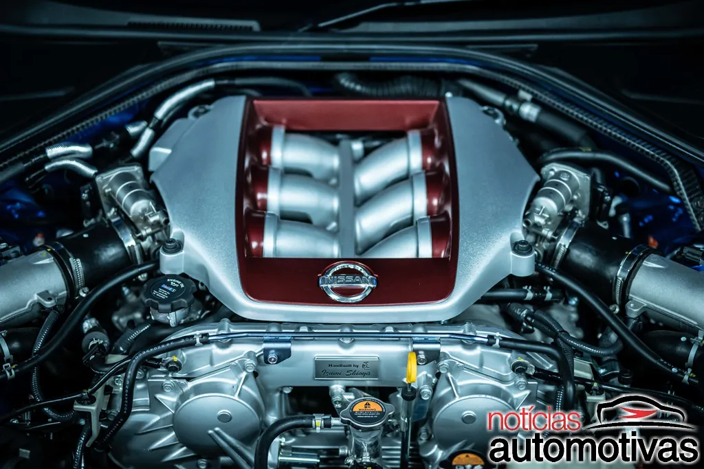 Nissan GT-R: motor, desempenho, detalhes e história