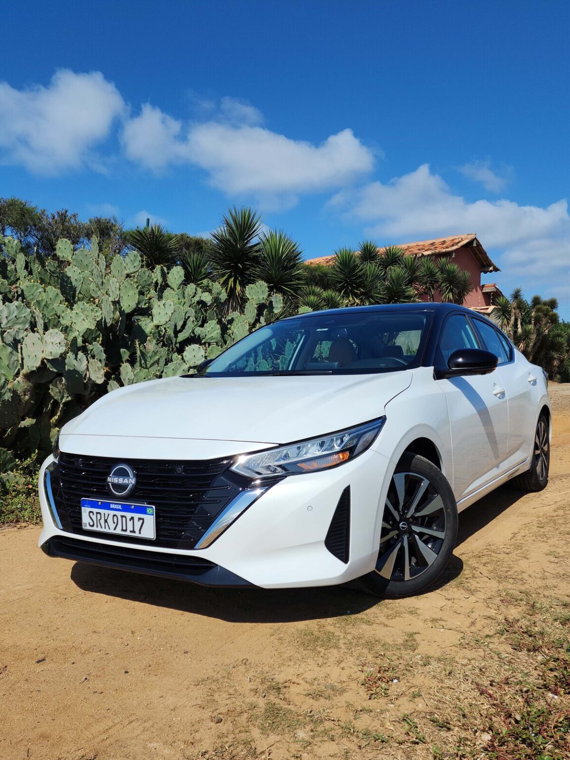 Avaliação Nissan Sentra Exclusive: Em sua versão top, o sedã japonês ...