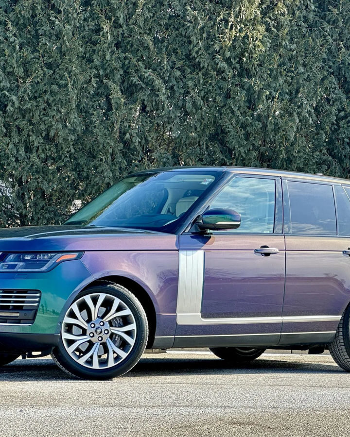 Este Range Rover Autobiography 2019 muda de cor e isto custava bem caro ...