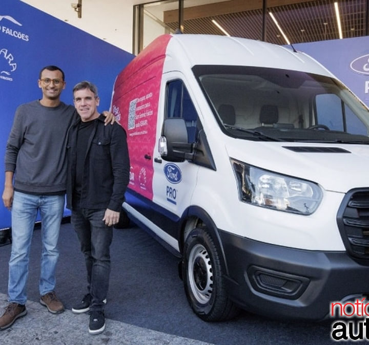 Ford comemora 60 anos da Transit no mercado mundial; van para o Brasil é atualmente montada no ...