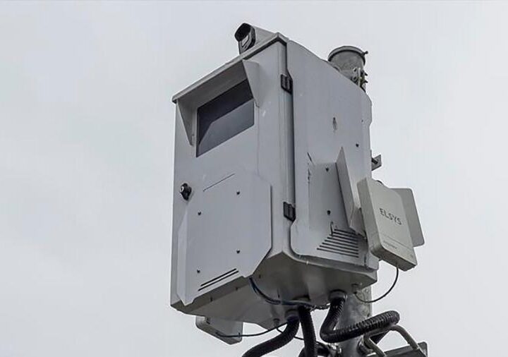 Radar mais moderno estreia flagrando até 8 infrações