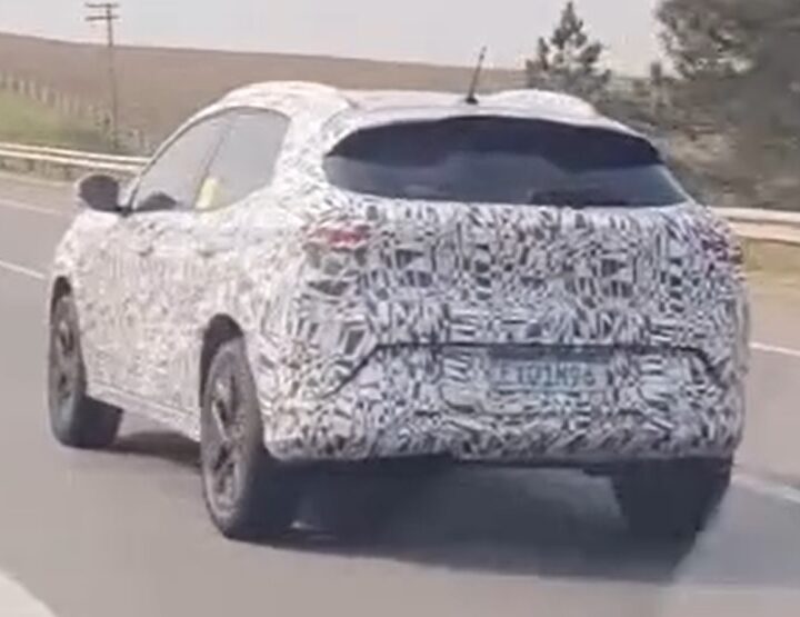 Flagra: Novo VW A0 é visto com alta velocidade em rodovia